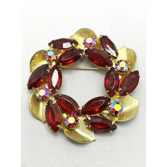 Vintage | Jewelry | Vintage Red Rhinestone Wreath Brooch Pin | Poshmark